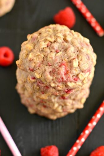 Healthy Raspberry Oatmeal Cookies - Skinny Fitalicious®