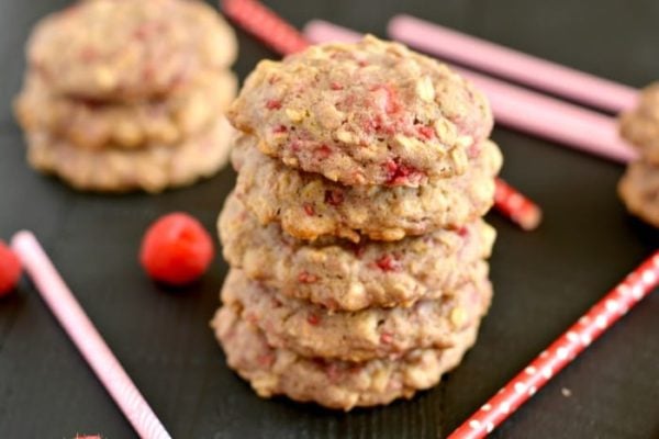 Healthy Raspberry Oatmeal Cookies - Skinny Fitalicious®