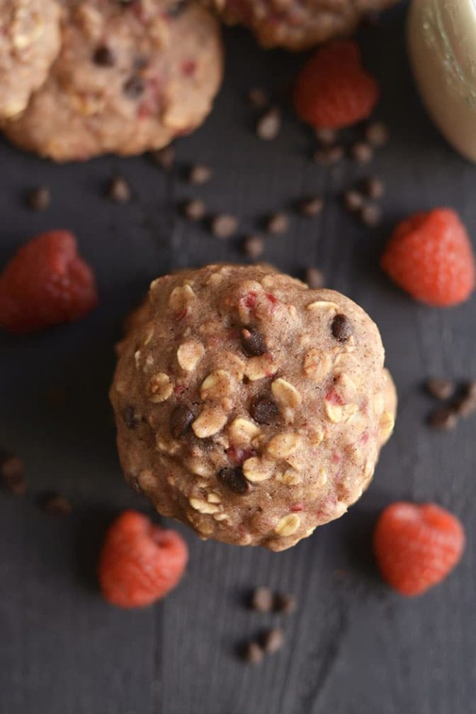 Raspberry Chocolate Oatmeal Cookies {GF, Low Cal} - Skinny Fitalicious®