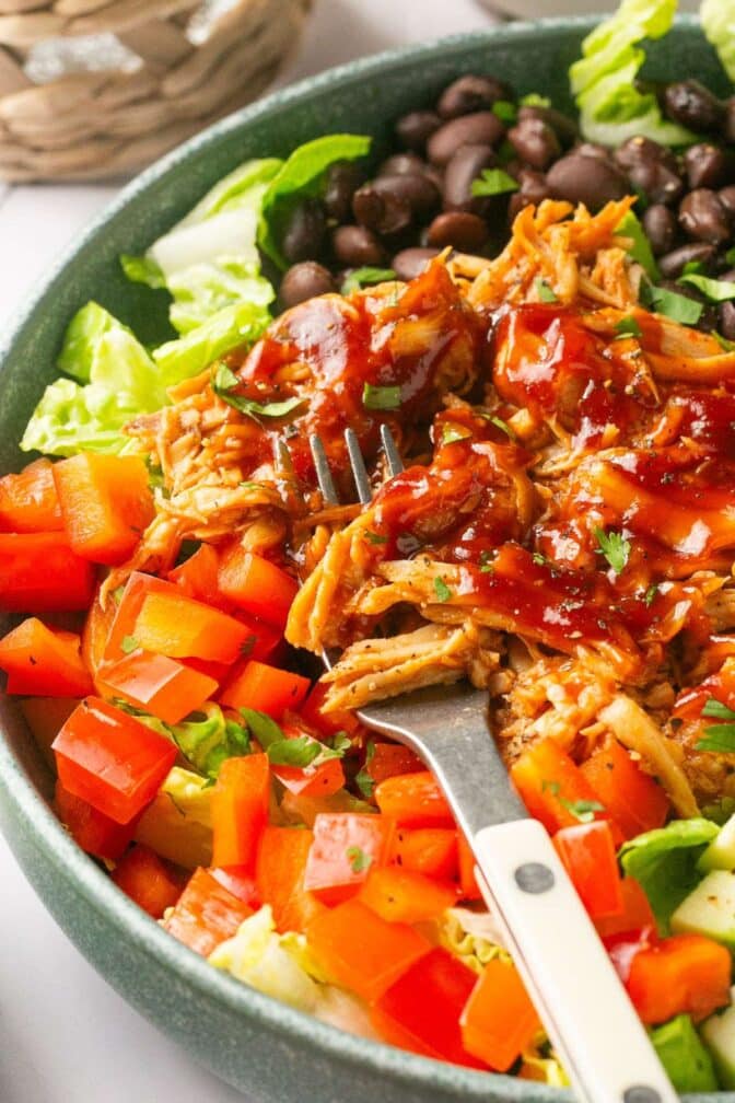 BBQ Chicken Bowl - Skinny Fitalicious®