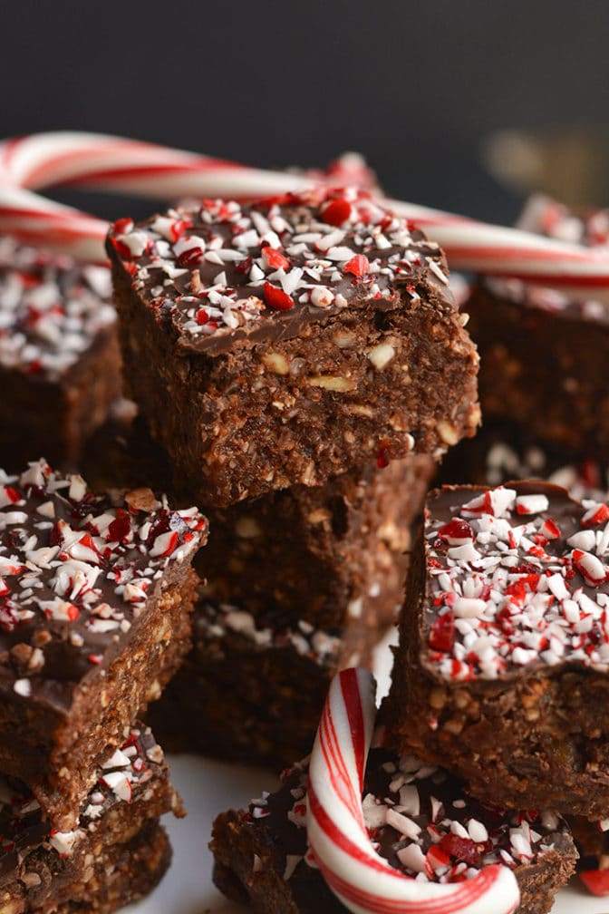 Raw Peppermint Brownies - Skinny Fitalicious®