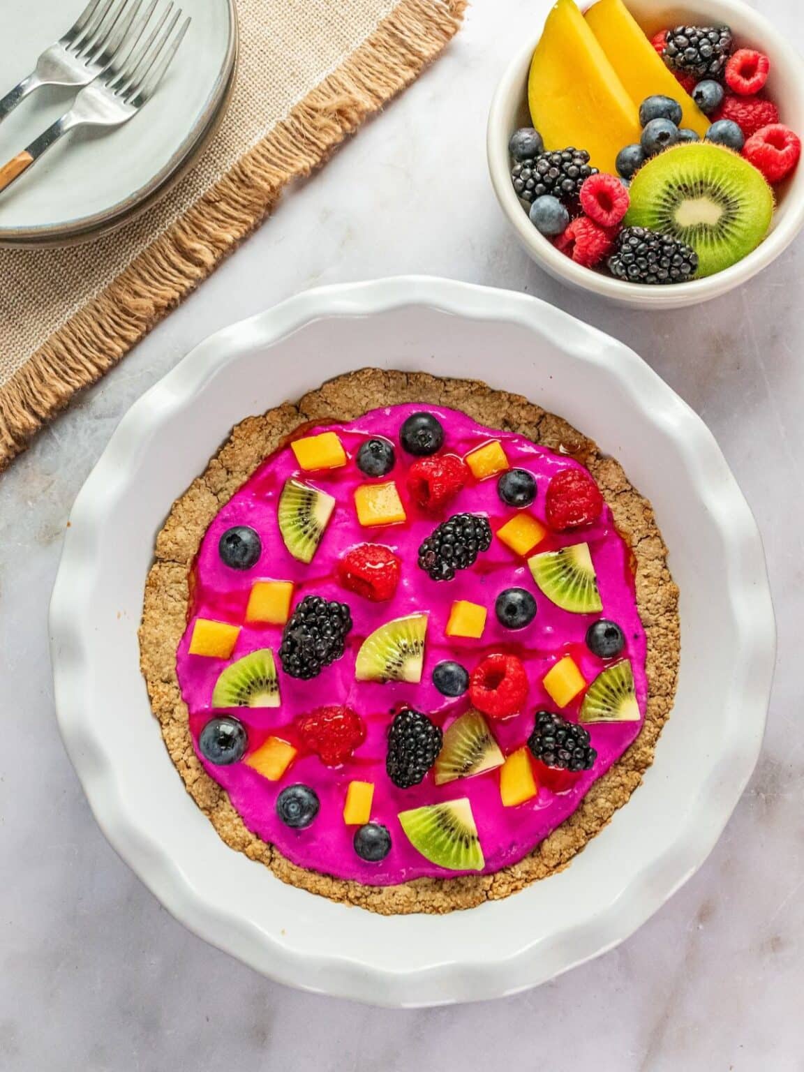 Easy Fruit Pizza Recipe - Skinny Fitalicious®