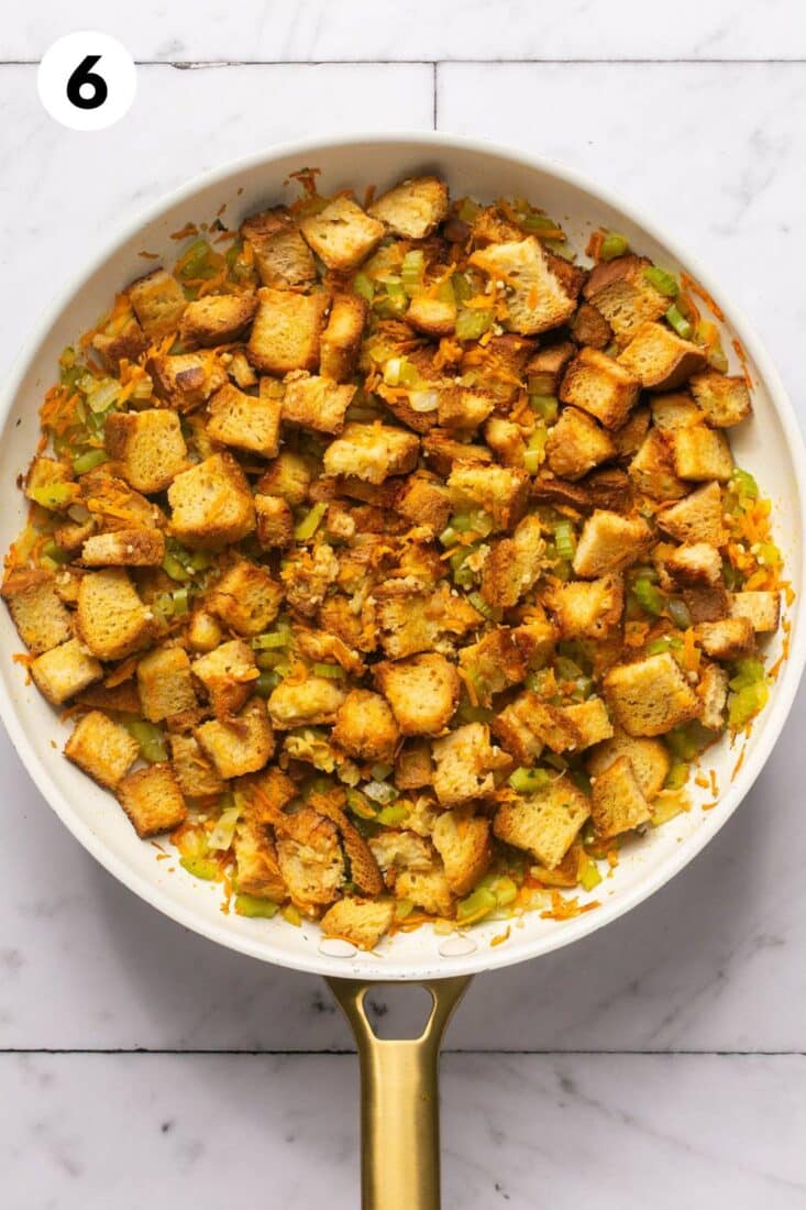 Quick and Easy Healthy Stuffing - Skinny Fitalicious®
