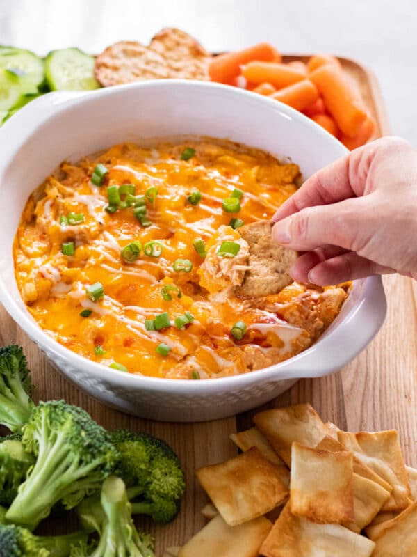 Healthy Buffalo Chicken Dip {GF, Low Calorie} - Skinny Fitalicious®