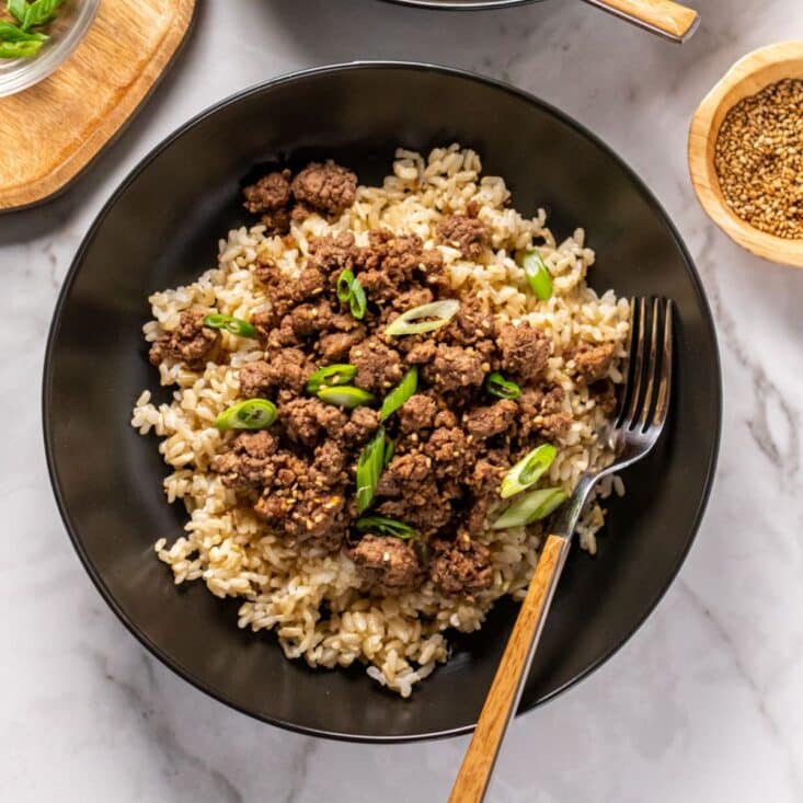 Healthy Korean Beef Bowls - Skinny Fitalicious®